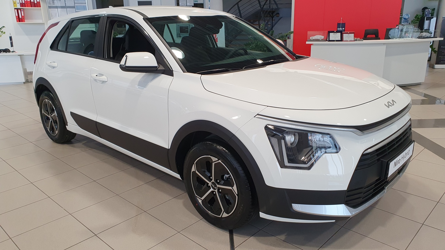 ÚJ KIA NIRO 180 Plug-in Hybrid MY23 - JP AUTO KIA JÁSZBERÉNY ...