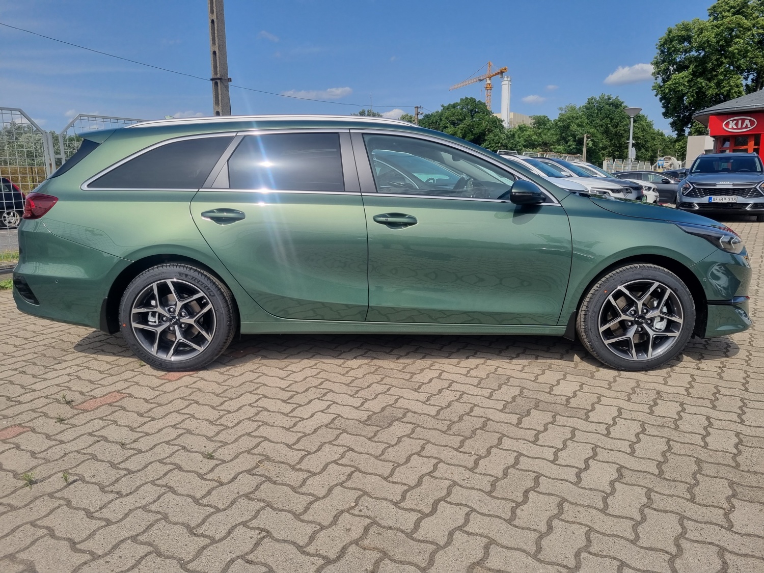 CEED SW FUSION PLUS 1.5 T-GDI AUTOMATA MY24 - JP AUTO KIA KECSKEMÉT ...