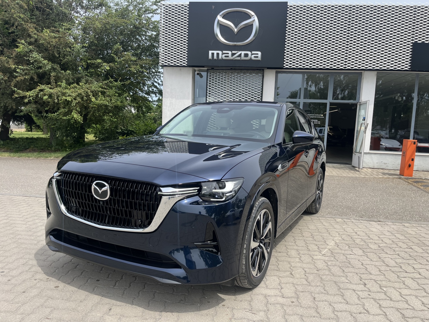 Mazda CX-60 2.5 e-skyactiv PHEV takumi AWD automata Summer Edition készletről azonnal elvihető ...