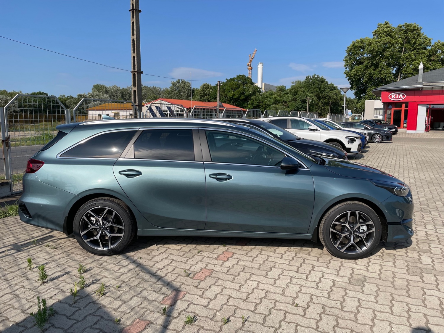 CEED SW FUSION PLUS 1.5 T-GDI AUTOMATA MY24 - JP AUTO KIA KECSKEMÉT ...